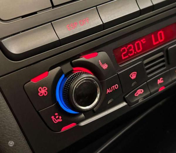 Pelēks Audi A5 2010 Marijampole, ar dzinēja tilpumu 1.98 L un nobraukumu 177 tūkst. km par 6999 €, foto 5 vietnē AUTOMOTO.COM.LV