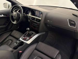 Grey Audi A5 2010 in Marijampole, with an engine capacity of 1.98 L and mileage of 177 thousand km for 6999 €, photo 24 on AUTOMOTO.COM.LV