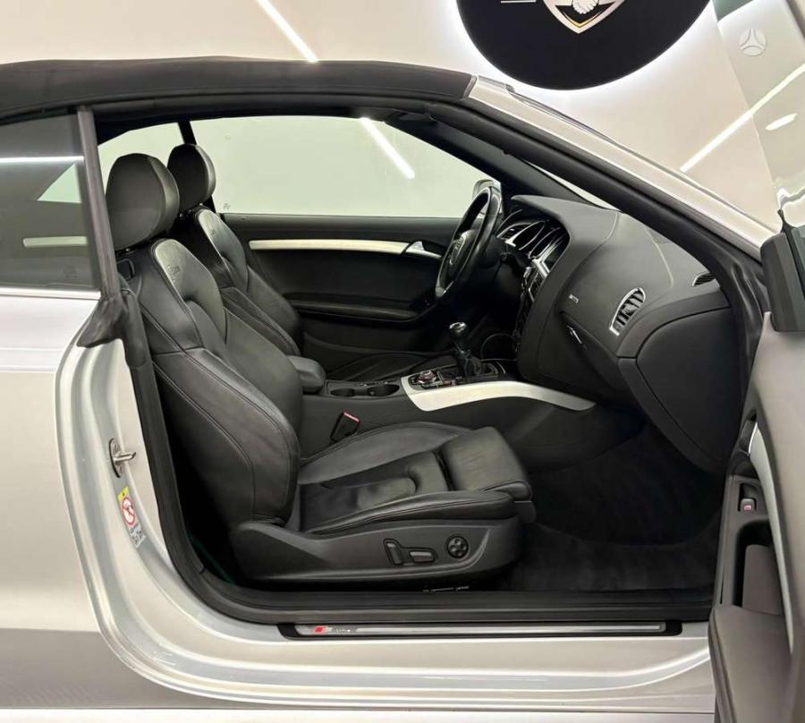 Grey Audi A5 2010 in Marijampole, with an engine capacity of 1.98 L and mileage of 177 thousand km for 6999 €, photo 26 on AUTOMOTO.COM.LV