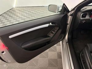 Grey Audi A5 2010 in Marijampole, with an engine capacity of 1.98 L and mileage of 177 thousand km for 6999 €, photo 32 on AUTOMOTO.COM.LV