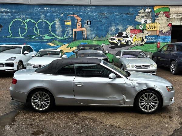 Grey Audi A5 2011 in Vilnius, with an engine capacity of 1.98 L and mileage of 271 thousand km for 4800 €, photo 7 on AUTOMOTO.COM.LV