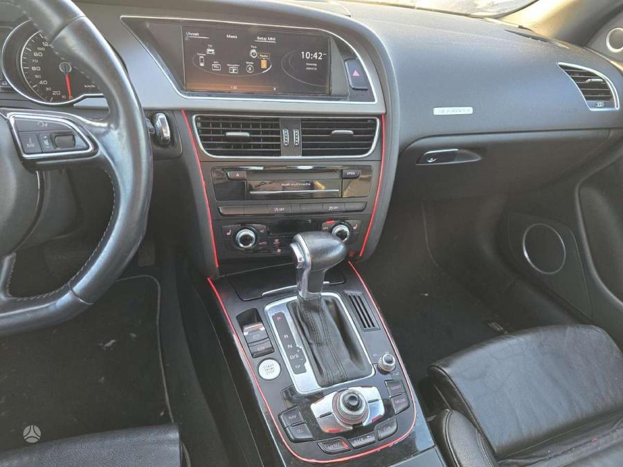 Pelēks Audi A5 2012 Marijampole, ar dzinēja tilpumu 2.97 L un nobraukumu 280 tūkst. km par 10300 €, foto 10 vietnē AUTOMOTO.COM.LV