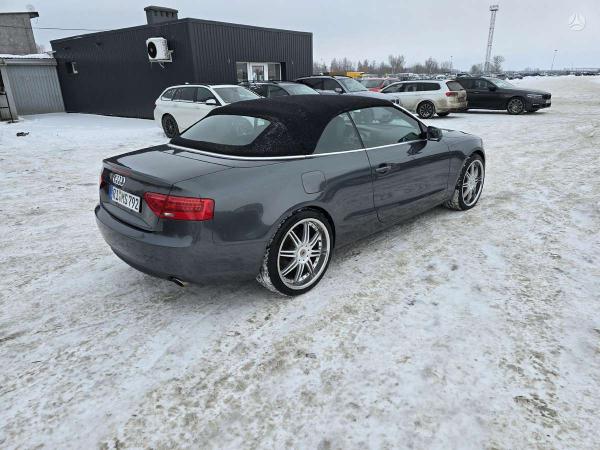 Grey Audi A5 2012 in Marijampole, with an engine capacity of 2.97 L and mileage of 280 thousand km for 10300 €, photo 4 on AUTOMOTO.COM.LV