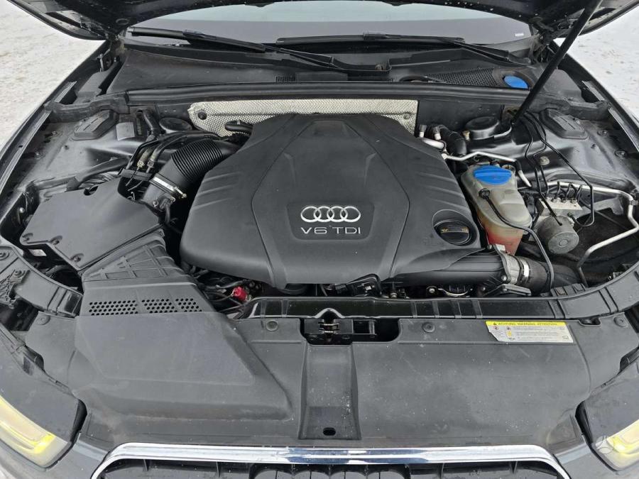 Grey Audi A5 2012 in Marijampole, with an engine capacity of 2.97 L and mileage of 280 thousand km for 10300 €, photo 30 on AUTOMOTO.COM.LV