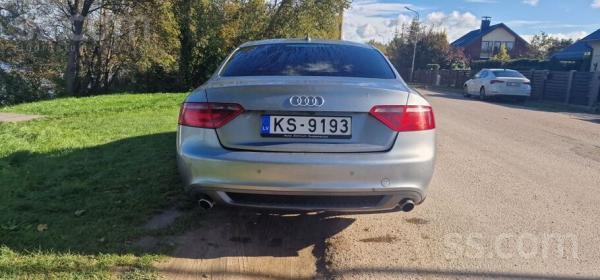 Pelēks Audi A5 2007 Rīga, ar dzinēja tilpumu 3.00 L un nobraukumu 523 tūkst. km par 5150 €, foto 4 vietnē AUTOMOTO.COM.LV
