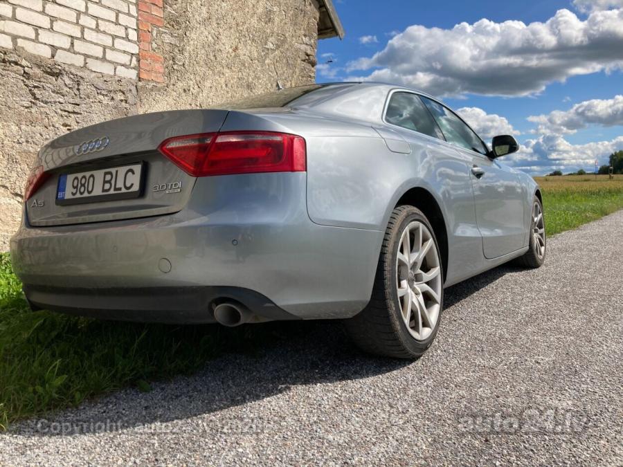 Pelēks Audi A5 2007 Tallina, ar dzinēja tilpumu 3.00 L un nobraukumu 493 tūkst. km par 5225 €, foto 6 vietnē AUTOMOTO.COM.LV