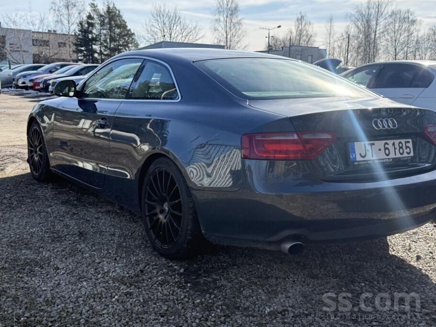Pelēks Audi A5 2007 Rīga, ar dzinēja tilpumu 3.00 L un nobraukumu 207 tūkst. km par 6990 €, foto 7 vietnē AUTOMOTO.COM.LV
