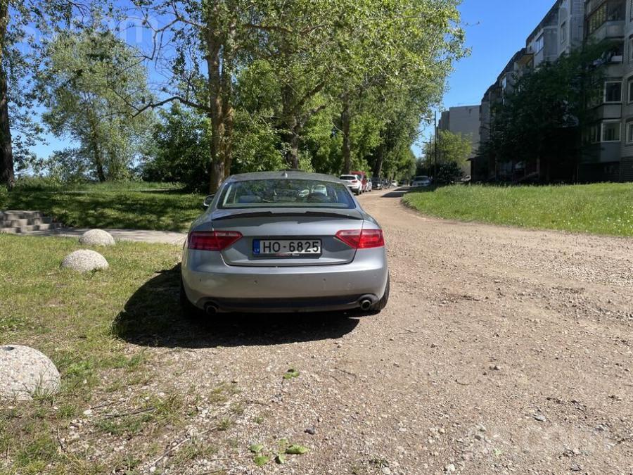 Pelēks Audi A5 2007 Bauska, ar dzinēja tilpumu 3.00 L un nobraukumu 593 tūkst. km par 5200 €, foto 4 vietnē AUTOMOTO.COM.LV