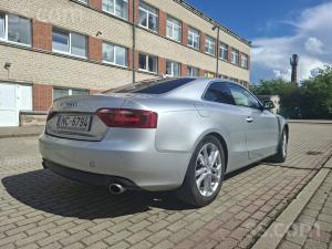 Pelēks Audi A5 2007 Ogre, ar dzinēja tilpumu 2.70 L un nobraukumu 304 tūkst. km par 4958 €, foto 5 vietnē AUTOMOTO.COM.LV