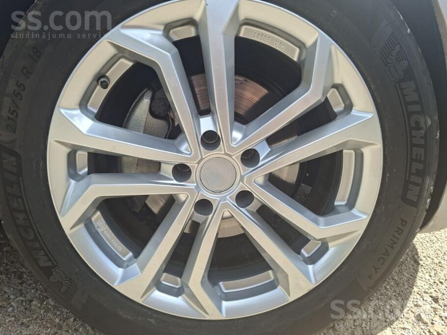 Pelēks Audi A5 2007 Ogre, ar dzinēja tilpumu 2.70 L un nobraukumu 304 tūkst. km par 4958 €, foto 9 vietnē AUTOMOTO.COM.LV