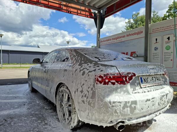 Grey Audi A5 2007 in Ogre, with an engine capacity of 2.70 L and mileage of 304 thousand km for 4958 €, photo 10 on AUTOMOTO.COM.LV
