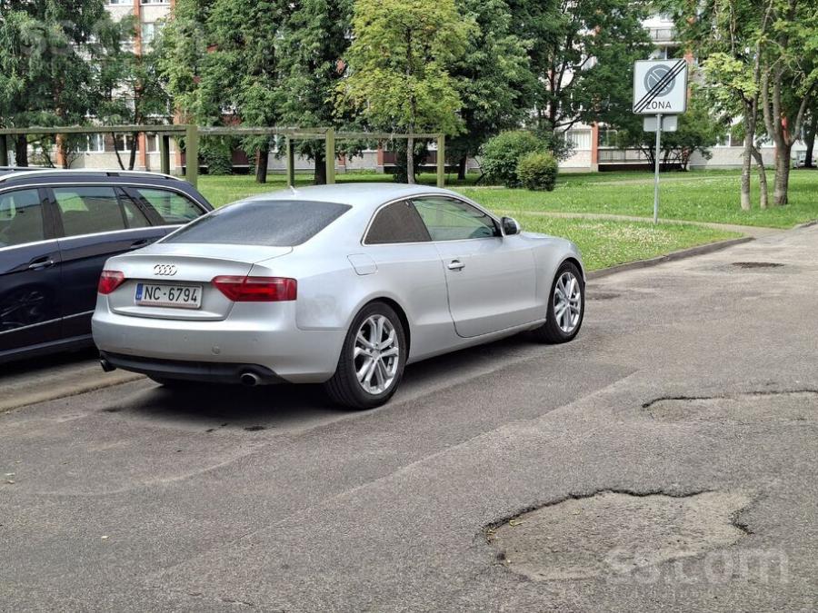 Pelēks Audi A5 2007 Ogre, ar dzinēja tilpumu 2.70 L un nobraukumu 304 tūkst. km par 4958 €, foto 13 vietnē AUTOMOTO.COM.LV