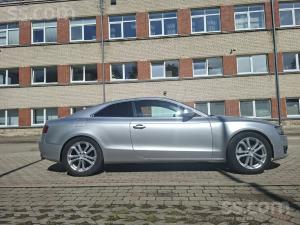 Pelēks Audi A5 2007 Ogre, ar dzinēja tilpumu 2.70 L un nobraukumu 304 tūkst. km par 4958 €, foto 16 vietnē AUTOMOTO.COM.LV