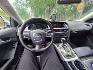Pelēks Audi A5 2007 Ogre, ar dzinēja tilpumu 2.70 L un nobraukumu 304 tūkst. km par 4958 €, foto 17 vietnē AUTOMOTO.COM.LV