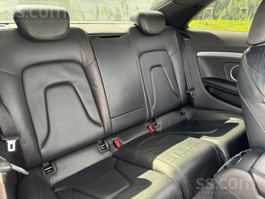 Pelēks Audi A5 2007 Valmiera, ar dzinēja tilpumu 3.00 L un nobraukumu 280 tūkst. km par 6290 €, foto 14 vietnē AUTOMOTO.COM.LV