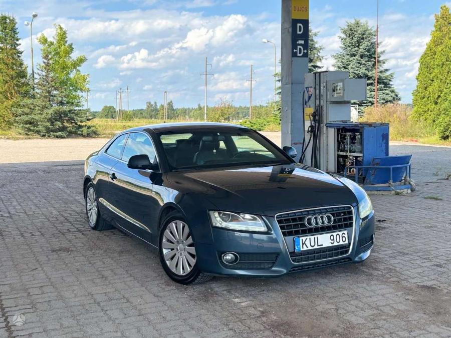 Grey Audi A5 2007 in Salcininkai, with an engine capacity of 2.70 L and mileage of 387 thousand km for 5200 €, photo 1 on AUTOMOTO.COM.LV