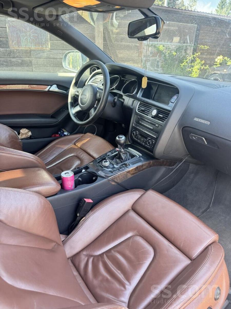 Grey Audi A5 2007 in Jekabpils, with an engine capacity of 3.00 L and mileage of 363 thousand km for 4600 €, photo 6 on AUTOMOTO.COM.LV