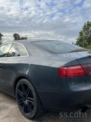 Grey Audi A5 2007 in Riga, with an engine capacity of 3.00 L and mileage of 330 thousand km for 6600 €, photo 4 on AUTOMOTO.COM.LV