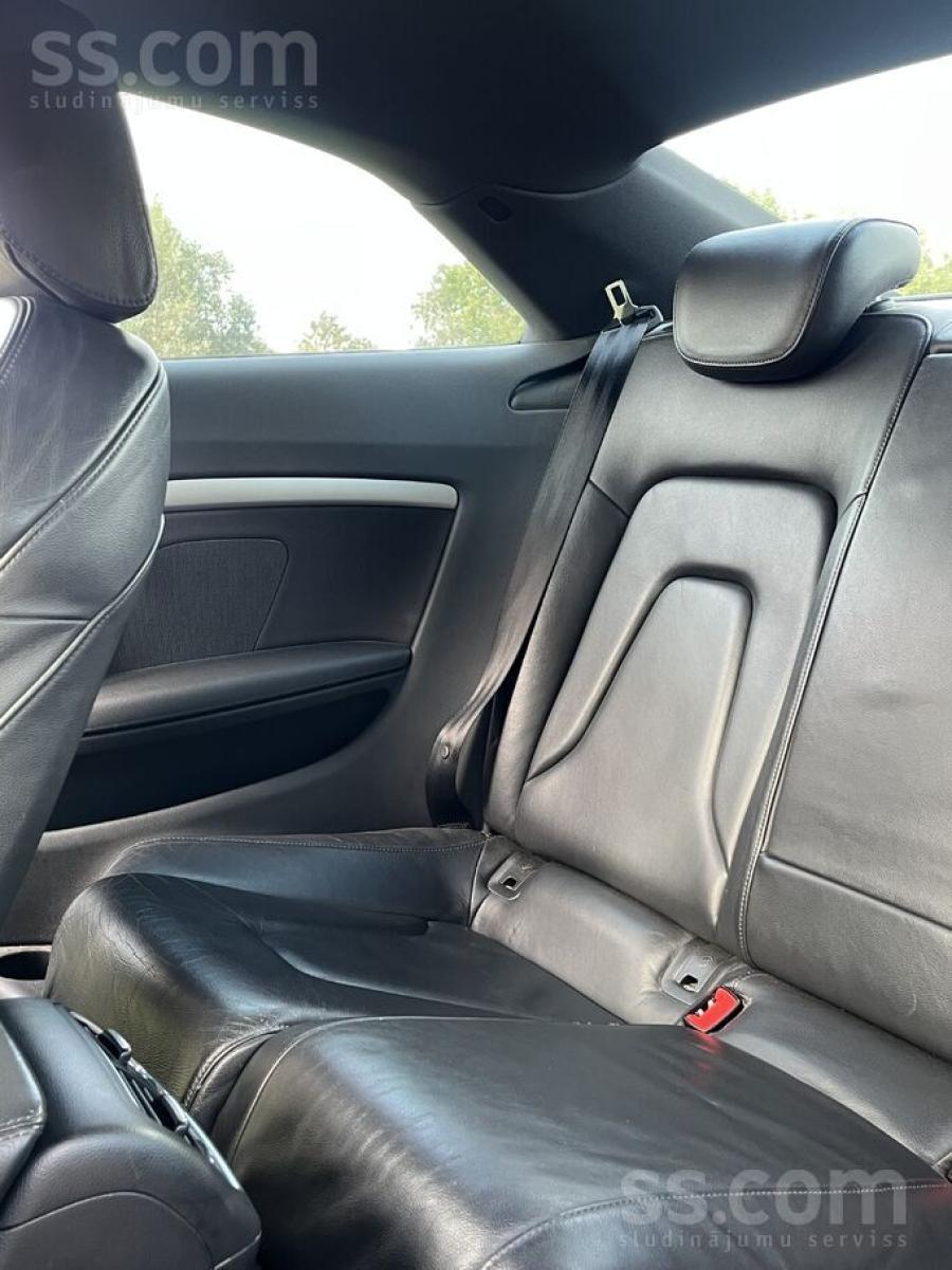 Grey Audi A5 2007 in Riga, with an engine capacity of 3.00 L and mileage of 330 thousand km for 6600 €, photo 23 on AUTOMOTO.COM.LV