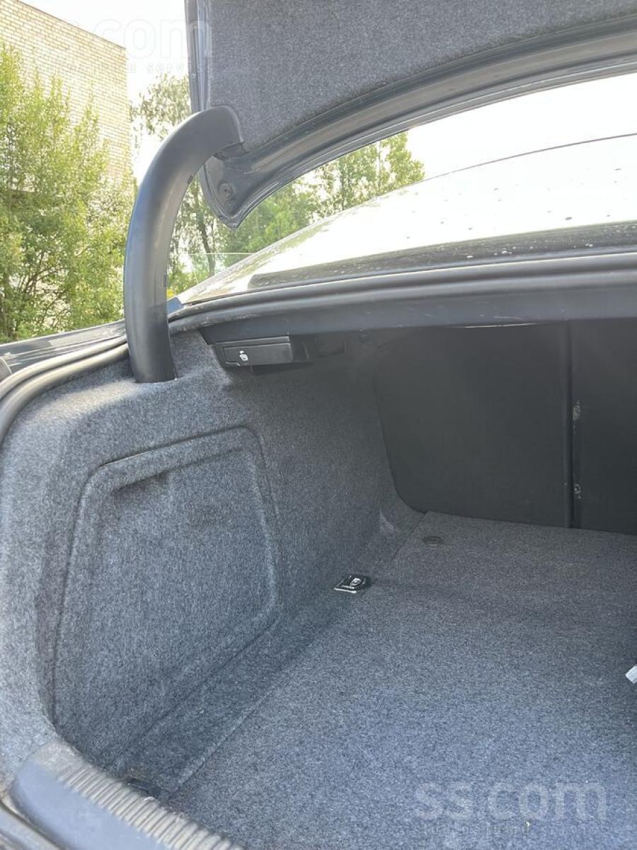Grey Audi A5 2007 in Riga, with an engine capacity of 3.00 L and mileage of 330 thousand km for 6600 €, photo 30 on AUTOMOTO.COM.LV