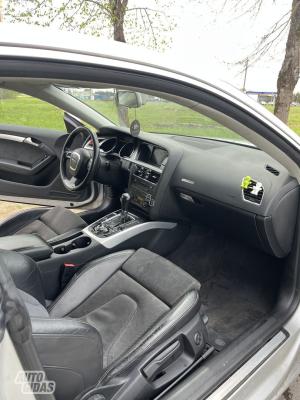 Grey Audi A5 2008 in Silale, with an engine capacity of 2.70 L and mileage of 390 thousand km for 5200 €, photo 6 on AUTOMOTO.COM.LV