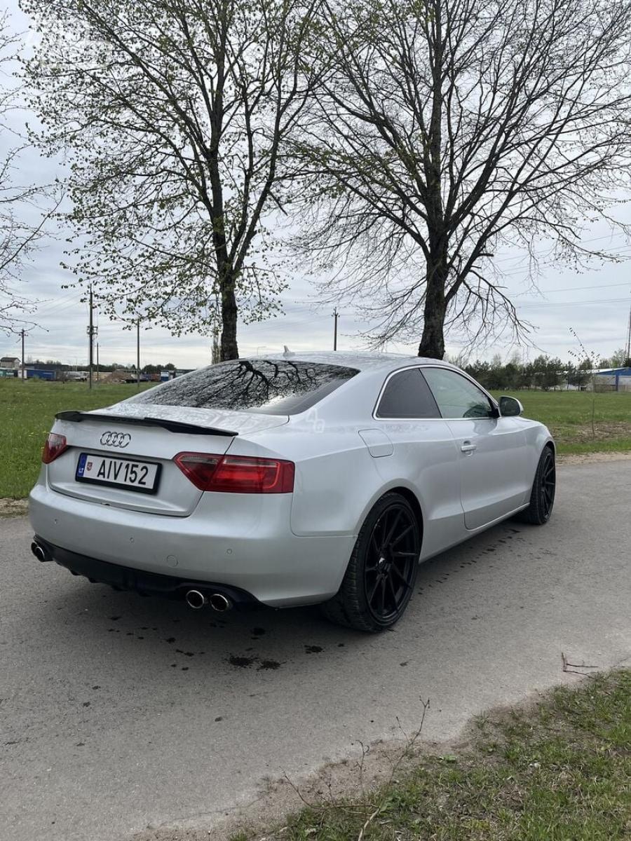 Grey Audi A5 2008 in Silale, with an engine capacity of 2.70 L and mileage of 390 thousand km for 5200 €, photo 7 on AUTOMOTO.COM.LV