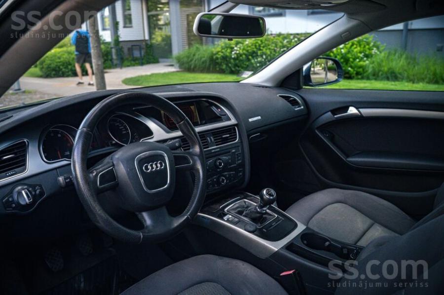 Grey Audi A5 2008 in Riga, with an engine capacity of 1.80 L and mileage of 0 thousand km for 2490 €, photo 11 on AUTOMOTO.COM.LV