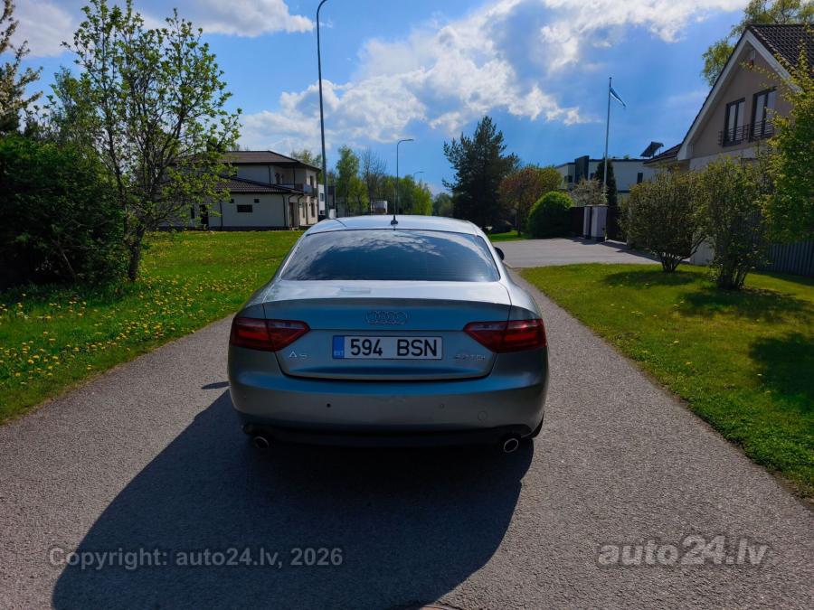 Pelēks Audi A5 2008 Tallina, ar dzinēja tilpumu 2.70 L un nobraukumu 293 tūkst. km par 6500 €, foto 10 vietnē AUTOMOTO.COM.LV