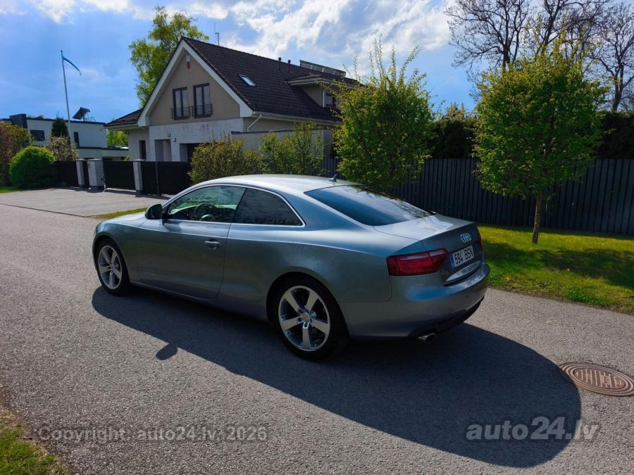 Pelēks Audi A5 2008 Tallina, ar dzinēja tilpumu 2.70 L un nobraukumu 293 tūkst. km par 6500 €, foto 11 vietnē AUTOMOTO.COM.LV