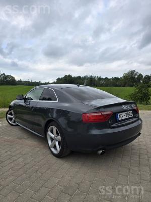 Grey Audi A5 2008 in Riga, with an engine capacity of 3.00 L and mileage of 500 thousand km for 4200 €, photo 5 on AUTOMOTO.COM.LV