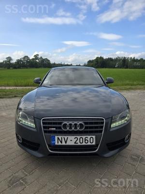 Grey Audi A5 2008 in Riga, with an engine capacity of 3.00 L and mileage of 500 thousand km for 4200 €, photo 6 on AUTOMOTO.COM.LV
