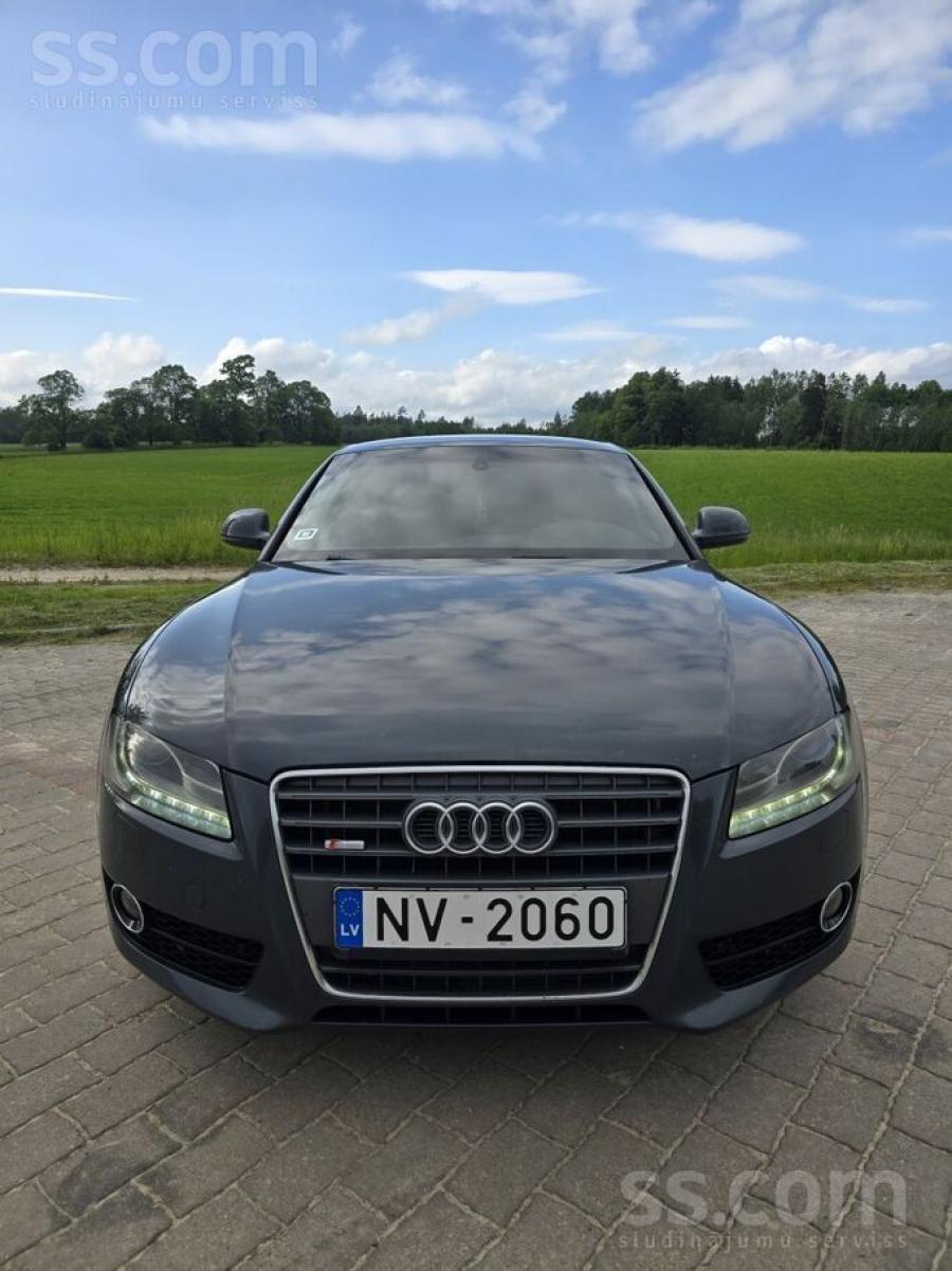 Grey Audi A5 2008 in Riga, with an engine capacity of 3.00 L and mileage of 500 thousand km for 4200 €, photo 6 on AUTOMOTO.COM.LV