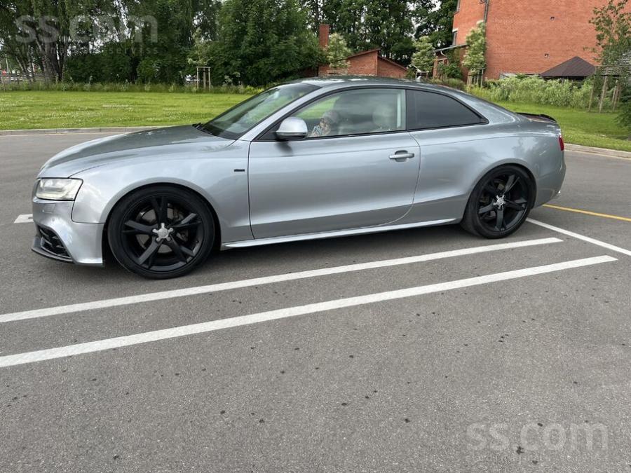 Pelēks Audi A5 2008 Rīga, ar dzinēja tilpumu 3.00 L un nobraukumu 340 tūkst. km par 5290 €, foto 3 vietnē AUTOMOTO.COM.LV