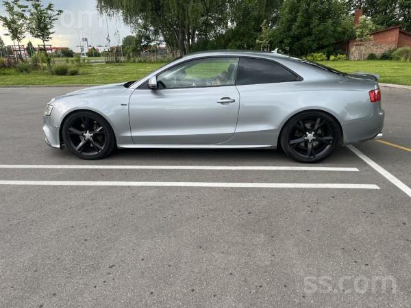 Grey Audi A5 2008 in Riga, with an engine capacity of 3.00 L and mileage of 340 thousand km for 5290 €, photo 3 on AUTOMOTO.COM.LV