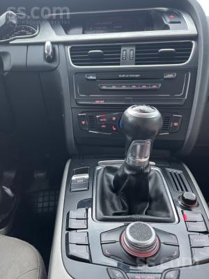 Pelēks Audi A5 2008 Rīga, ar dzinēja tilpumu 3.00 L un nobraukumu 340 tūkst. km par 5290 €, foto 20 vietnē AUTOMOTO.COM.LV