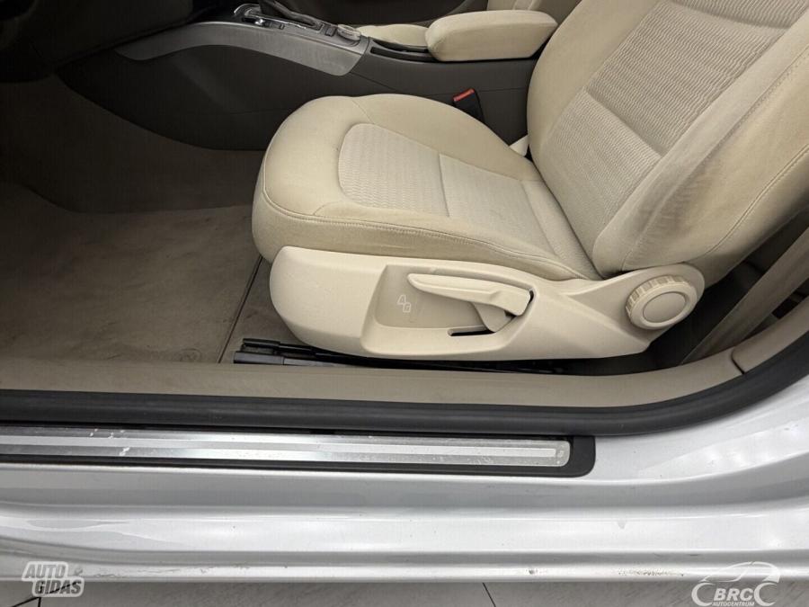 Grey Audi A5 2008 in Avizieniai, with an engine capacity of 2.70 L and mileage of 169 thousand km for 5900 €, photo 19 on AUTOMOTO.COM.LV