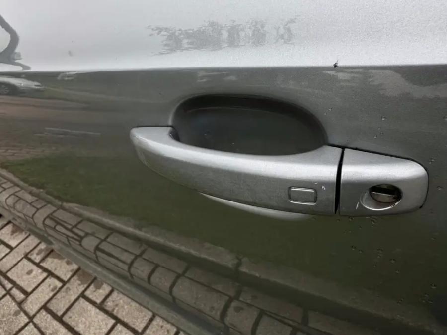 Grey Audi A5 2008 in Riga, with an engine capacity of 2.70 L and mileage of 326 thousand km for 4990 €, photo 9 on AUTOMOTO.COM.LV