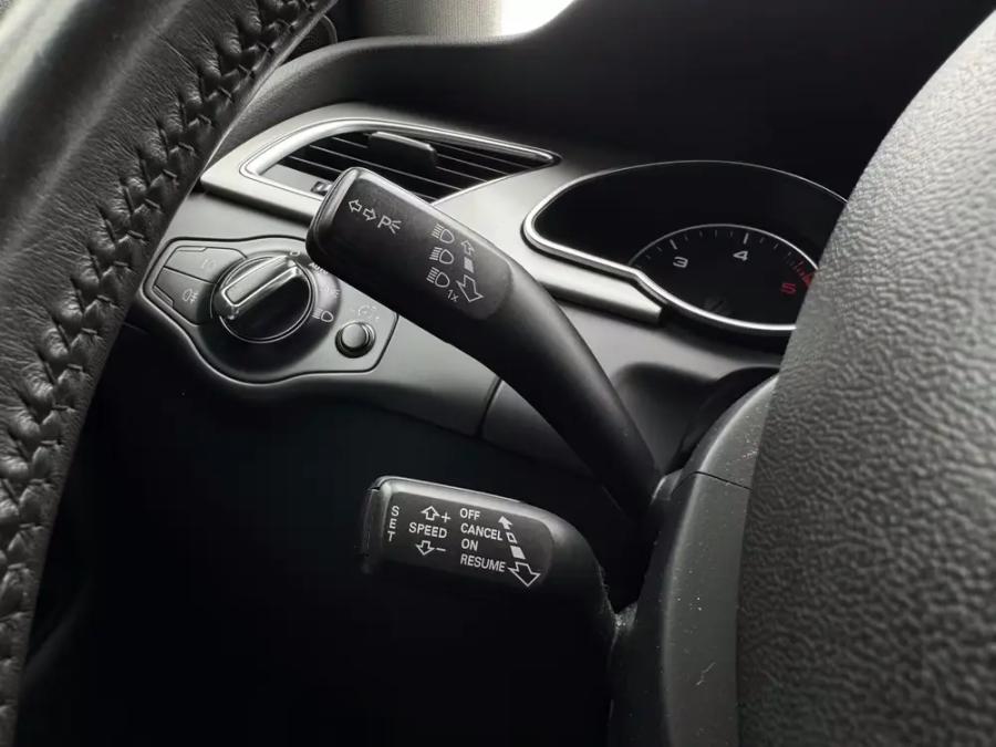 Grey Audi A5 2008 in Riga, with an engine capacity of 2.70 L and mileage of 326 thousand km for 4990 €, photo 27 on AUTOMOTO.COM.LV