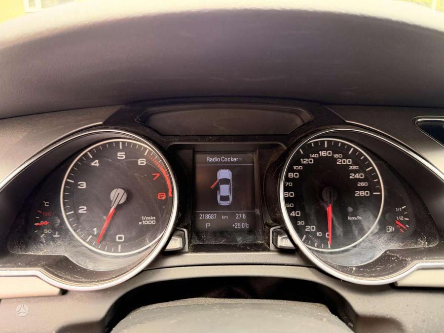 Pelēks Audi A5 2008 Kauņa, ar dzinēja tilpumu 3.20 L un nobraukumu 220 tūkst. km par 6500 €, foto 19 vietnē AUTOMOTO.COM.LV