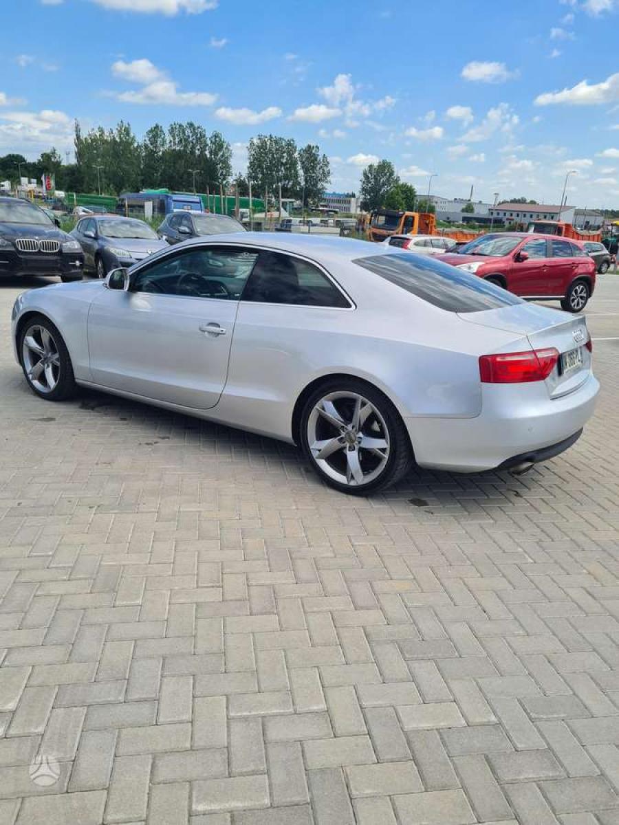 Pelēks Audi A5 2008 Tauragė, ar dzinēja tilpumu 2.70 L un nobraukumu 280 tūkst. km par 4200 €, foto 6 vietnē AUTOMOTO.COM.LV