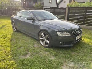 Pelēks Audi A5 2008 Rīga, ar dzinēja tilpumu 2.70 L un nobraukumu 241 tūkst. km par 6200 €, foto  vietnē AUTOMOTO.COM.LV