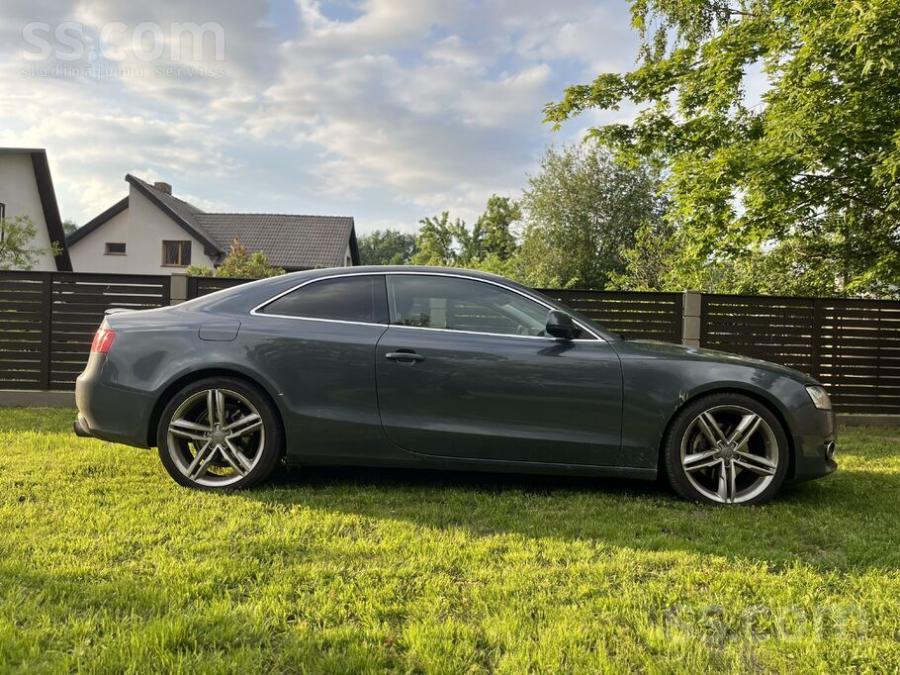 Grey Audi A5 2008 in Riga, with an engine capacity of 2.70 L and mileage of 241 thousand km for 6200 €, photo 3 on AUTOMOTO.COM.LV