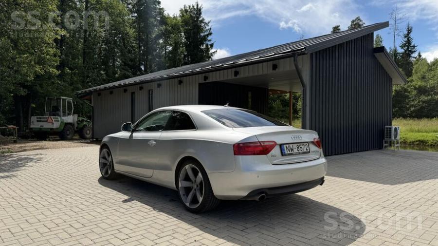 Pelēks Audi A5 2008 Preiļi, ar dzinēja tilpumu 3.00 L un nobraukumu 325 tūkst. km par 7490 €, foto 7 vietnē AUTOMOTO.COM.LV