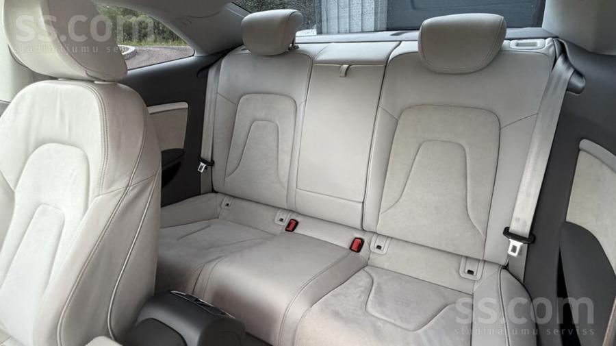 Pelēks Audi A5 2008 Preiļi, ar dzinēja tilpumu 3.00 L un nobraukumu 325 tūkst. km par 7490 €, foto 15 vietnē AUTOMOTO.COM.LV