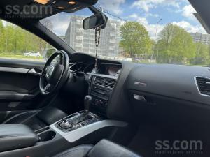 Pelēks Audi A5 2008 Rīga, ar dzinēja tilpumu 2.70 L un nobraukumu 393 tūkst. km par 3400 €, foto 10 vietnē AUTOMOTO.COM.LV