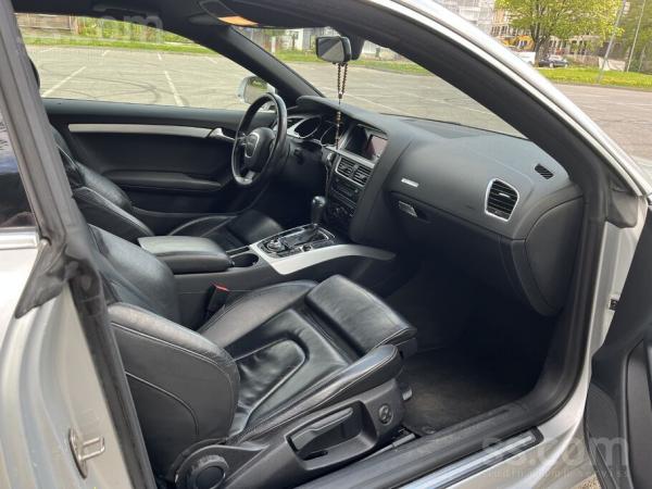 Pelēks Audi A5 2008 Rīga, ar dzinēja tilpumu 2.70 L un nobraukumu 393 tūkst. km par 3400 €, foto 10 vietnē AUTOMOTO.COM.LV