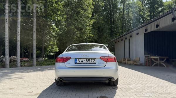 Grey Audi A5 2008 in Preili, with an engine capacity of 3.00 L and mileage of 325 thousand km for 6990 €, photo 4 on AUTOMOTO.COM.LV
