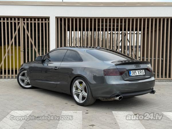 Grey Audi A5 2008 in Rapla, with an engine capacity of 3.00 L and mileage of 377 thousand km for 7399 €, photo 5 on AUTOMOTO.COM.LV