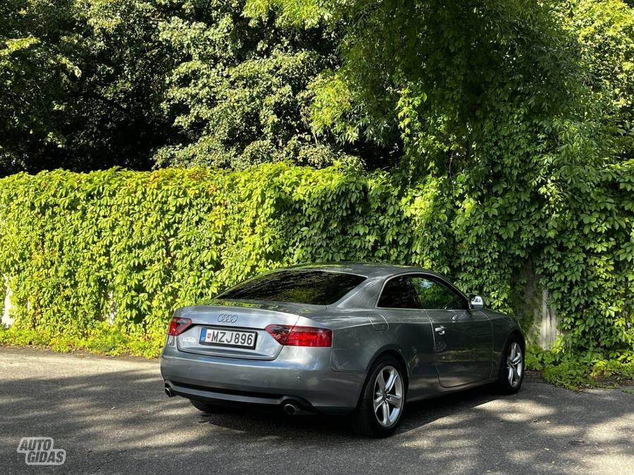 Pelēks Audi A5 2008 Alīta, ar dzinēja tilpumu 2.70 L un nobraukumu 340 tūkst. km par 3850 €, foto 5 vietnē AUTOMOTO.COM.LV