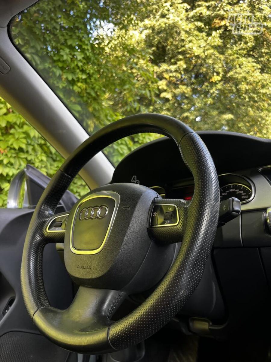 Pelēks Audi A5 2008 Alīta, ar dzinēja tilpumu 2.70 L un nobraukumu 340 tūkst. km par 3850 €, foto 13 vietnē AUTOMOTO.COM.LV